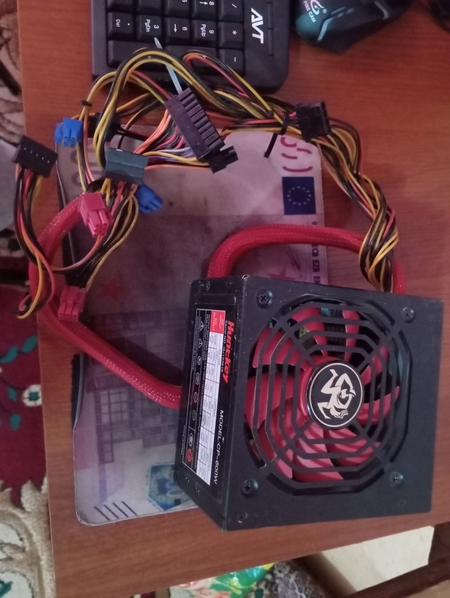 Срочно продам свой блок питания 600 w