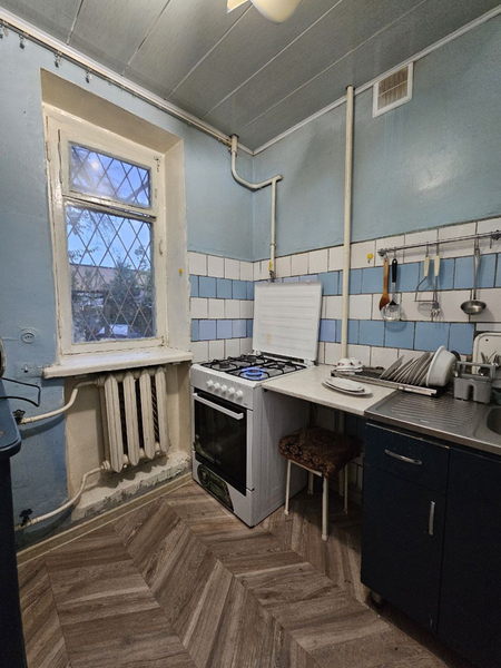 Продам квартиру 2/1/4 массив Ялангач ,налоговая