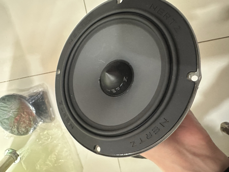 Hertz kalonka 200 watt