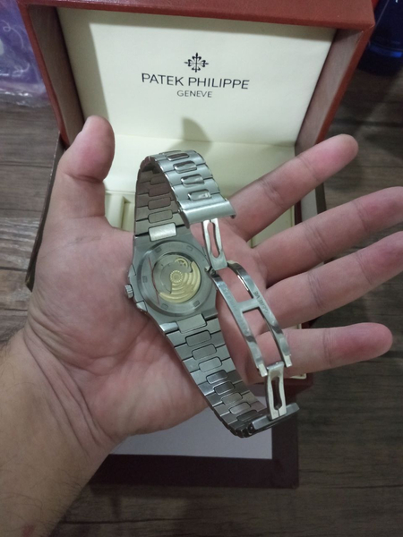 Продам часы Patek Philippe механический автозавод