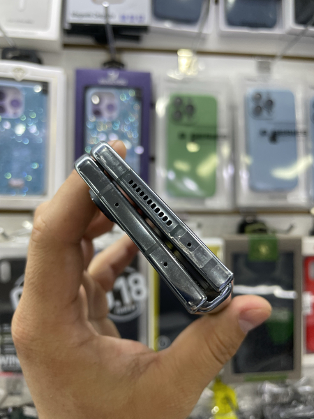Samsung galaxy Z fold 4