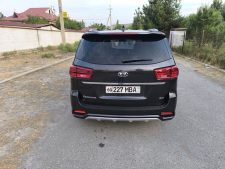 Kia Carnival Sedona