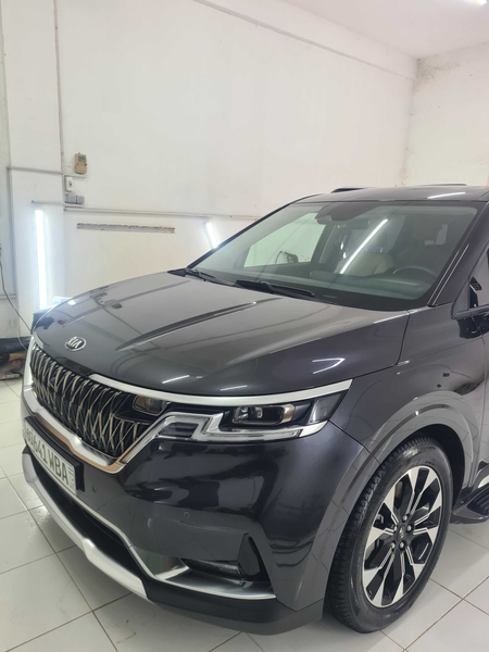 Kia karnival енг фулл комплектатсияси
