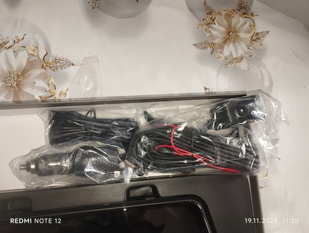 Продам видеорегистратор Lenovo
