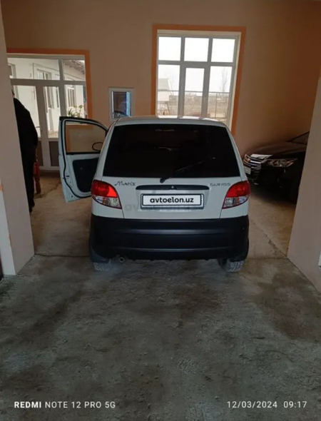 Matiz mashinasi.