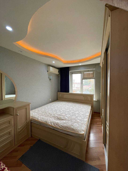 №2875 Сдается в аренду квартира с евро ремонтом 320$ 3х комнатная