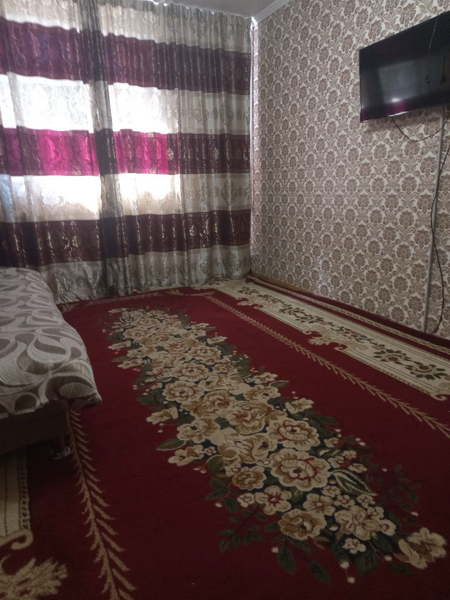 Продается квартира Мирзо Улугбек 2/3/3 30 кв.м