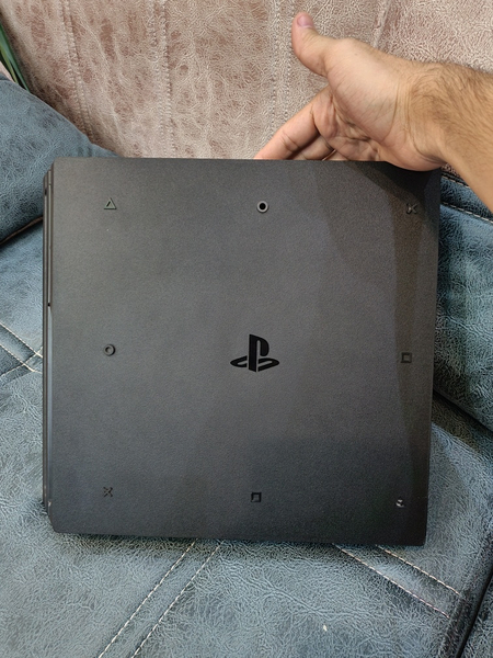Sony playstation 4 pro 6.72 Goldhen