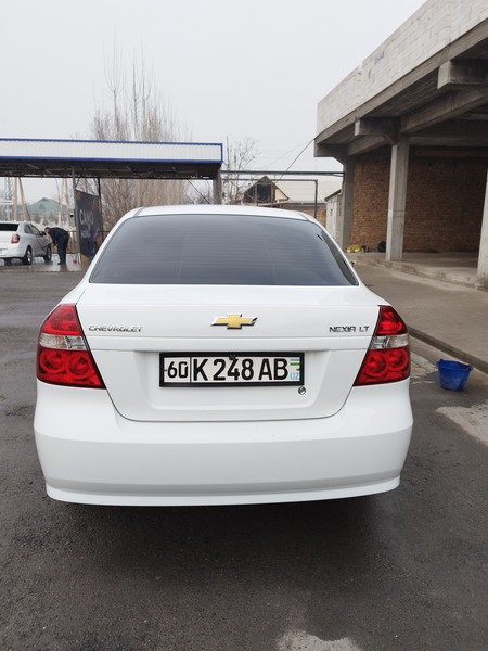 Chevrolet Neksiya 3