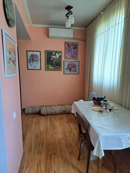 Срочно продам 2х ком.на 2 этаже в ипотеку ор. INTERCONTINENTAL (м999)