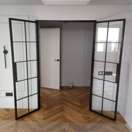 Loft Eshiklar, Лоф Двери
