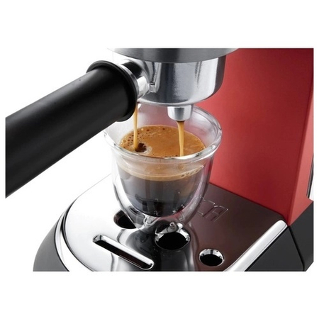 Кофеварка рожковая De'Longhi Dedica EC 685 R