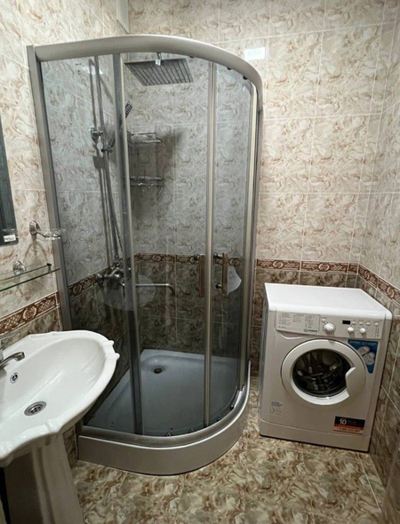 Сдается уютная квартира2/4/4 50м² в центре города напротив Цум возле м