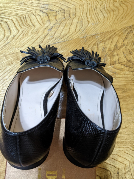 ZARA женские, надели пару раз, р.39