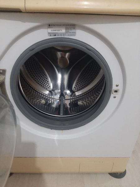 Стиралка сотилади Lg 5kg