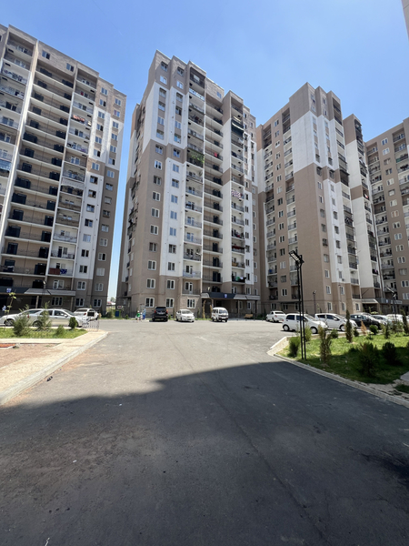 Срочна срочна продажа яшнабод тумани олмас махалла