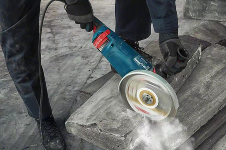 Угловая шлифмашина Bosch GWS 24-230 LVI Professional
