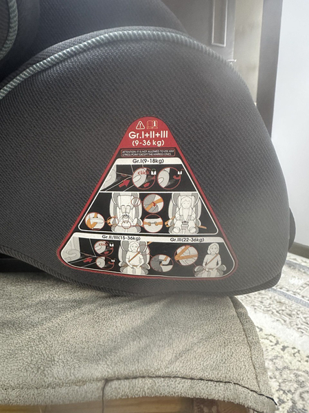 Bolajonla uchun avto kreslo