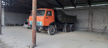 Kamaz samosval 1985 yil