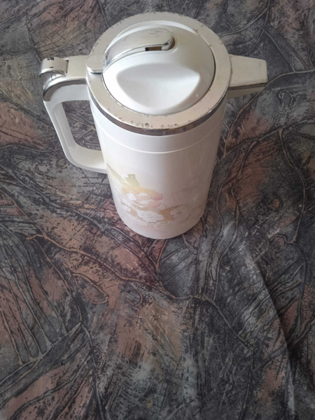 Продам чайный термоз б/у рабочий