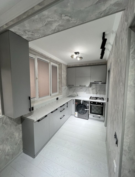 Sh.Rustavelli 3/2/4  kirpich razdelnie komnati  balkon meb.texnika