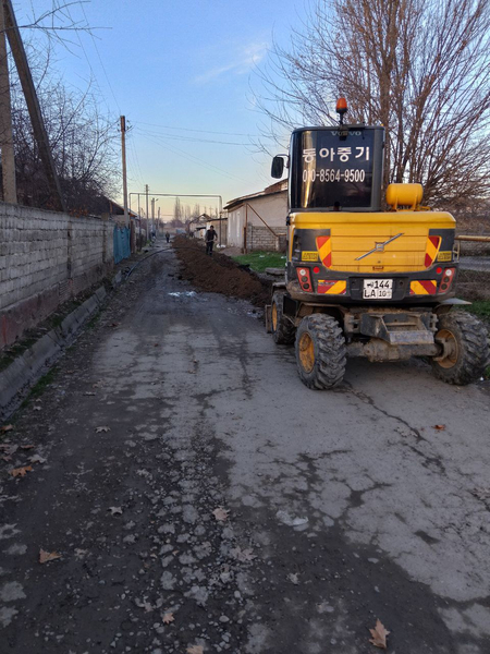 Ekiskavatrlar sotiladi 145 Volvo 60 Volvo