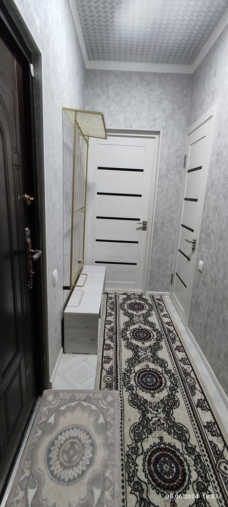 Продается 2 х ком.кв м.Феруза