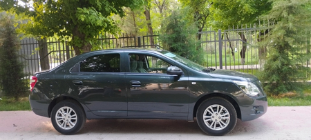 Продаю авто Кобальт автомат