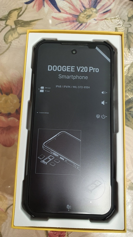 Продам новый Doogee V20 pro 12+256 gb