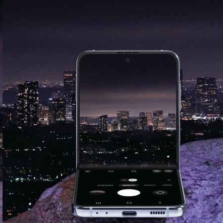 Samsung Galaxy Z Flip 4