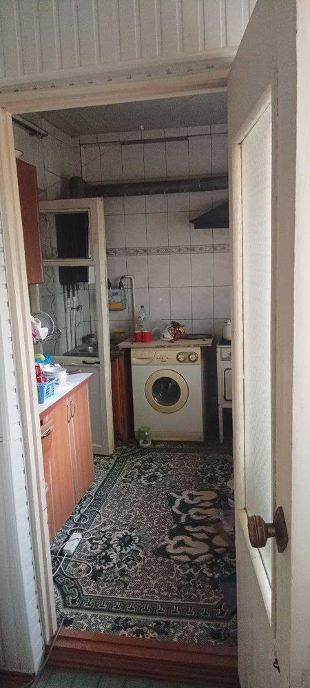 Янгиюль 2 в 3/3/4 среднее состояние, кирпич, теплая, ул. А. Ортикова