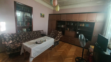 Юнусобод Батумиски участка 5-сотих сотилади