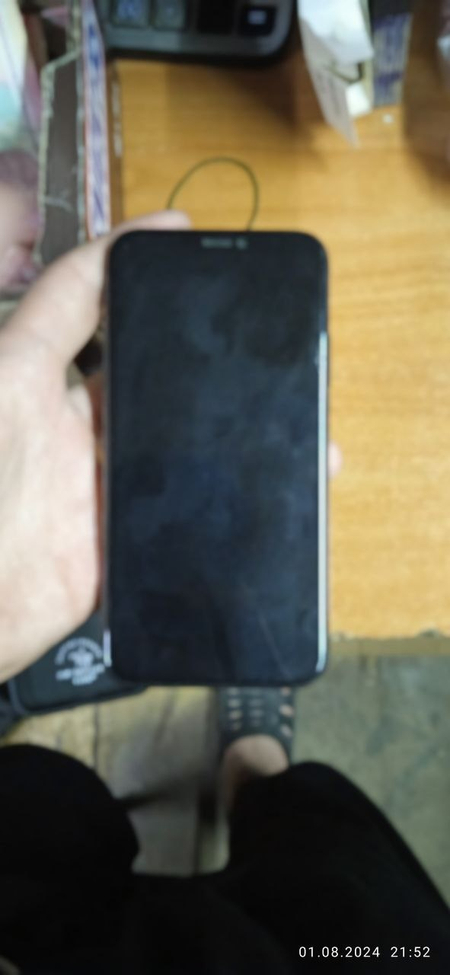 IPHONE XS  64 GB 77 yomkist ideal pul zarul hech qati alishmagan