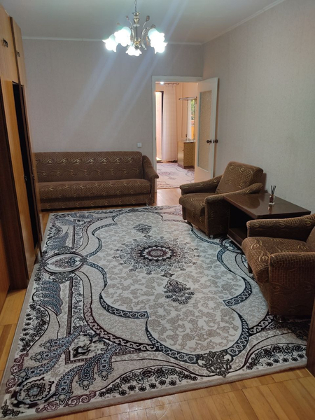 Метро Шахристанская отличная 1 комн.кв-ра перед.в двух полностью упако