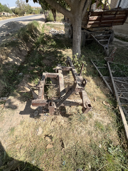 T25 qishloq xojalik transporti