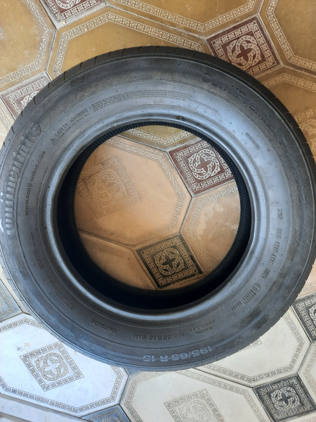 195/65R15 Continental 1 дона.