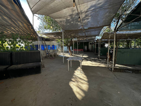 kafe sotiladi bozor hududida