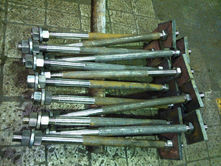 Anker bolt va turli xil tokirni ishlarni qilamiz