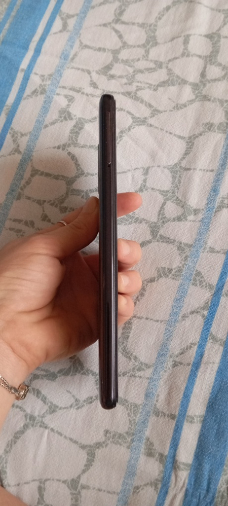 Продам Samsung A31