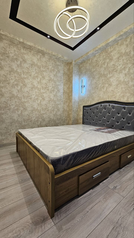 Юнусабад 14кв Хон Сарой Сайрам.  1в2 комнатная