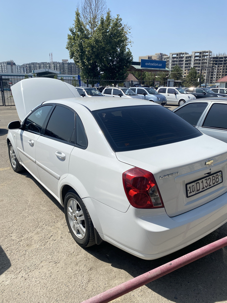 Lacetti 1.8 2011 yili