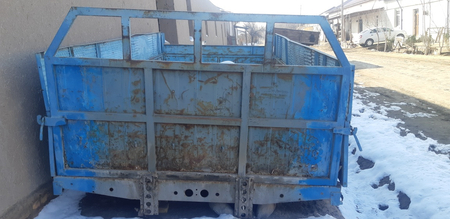 sotiladi 6mln kelishamiz