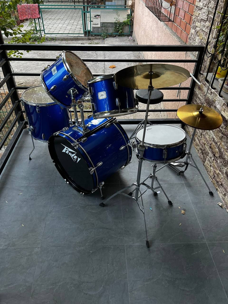 Продаётся барабанная установка Peavey