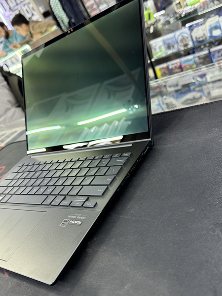 asus zenbook 14oled ultra 7