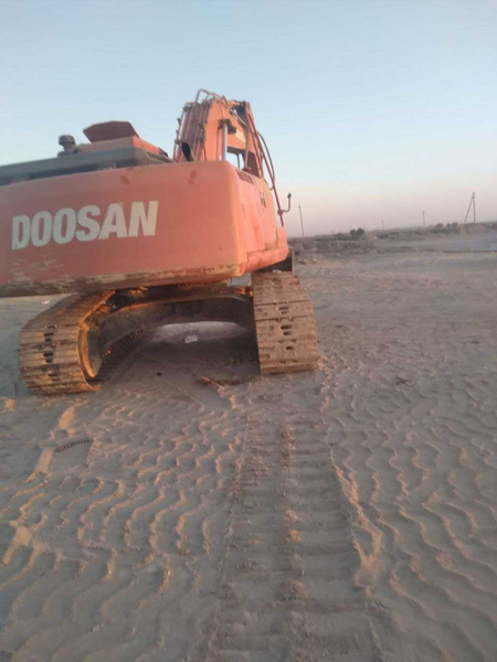 Ekskovator Dosan 225 sotiladi, 2007 - yil 20 000 soat ishlagan