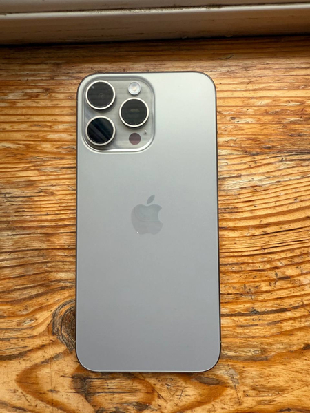 Iphone 15 pro max sotiladi