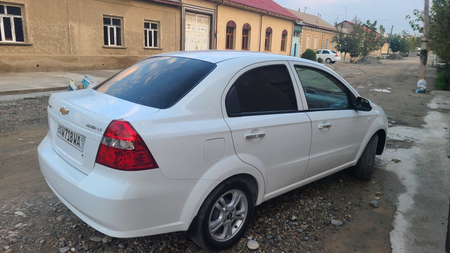 Yangi holati zur