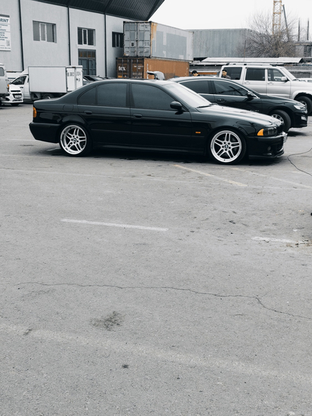 BMW E39 продается . Машина своя