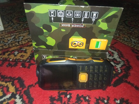 Telefon Tank 400