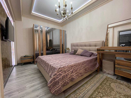 БУЗ-1 • Художников • 2-комн • 56 м² • этаж 3/5 • [ЮЛ:005]